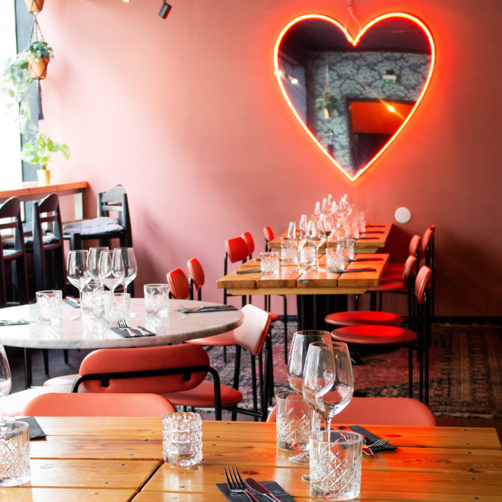 Guru's Kitchen and Bar EN - Guru's Kitchen